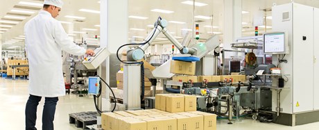 Meet cobots at online events | Universal Robots